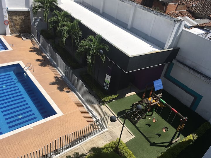 Apartamento 3 Hab Con Parqueadero Y Piscina. - Cartago - Colombia