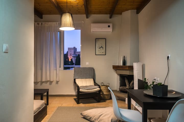 Castelo View Apartment In The Center Of Rhodes - Rhodos