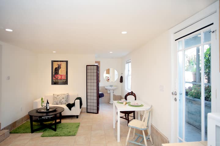 Charming Garden Oasis 1bd Apt. - Oakland, CA