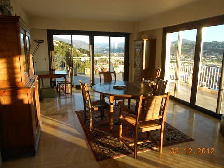 Toit Terrasse 200m2 Vue Panoramique Mer Montagne - Saint-Laurent-du-Var