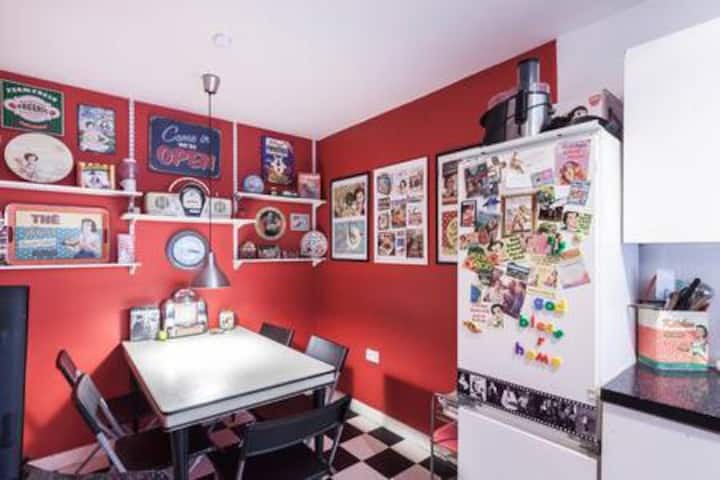 Comfortable Triple Bunk Beds & Breakfast In London - Londres