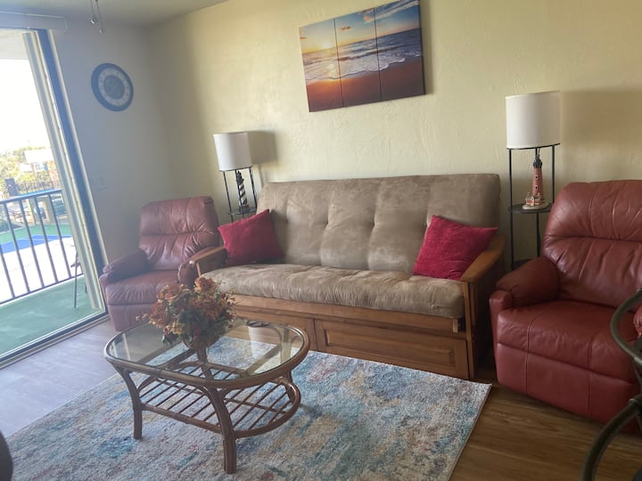 Ocean View-1 Bed, 1 Bath 3rd Floor- Vantage Pointe - Daytona Beach, FL