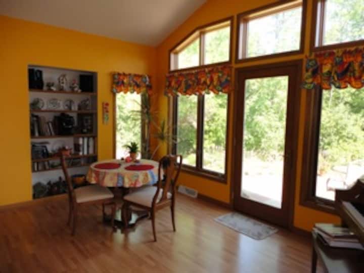 Shared Home In Northwest Milwaukee - Grafton, WI