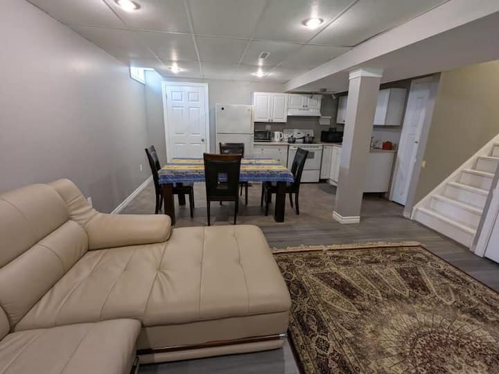 Two Bedroom Private Unit - Bradford