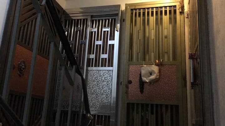 Entire Flat At 2nd Floor Close To Mtr About 1.1km - Shenzhen