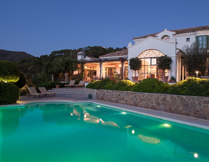 Villa Breeze - Luxury Villa At La Zagaleta - Estepona