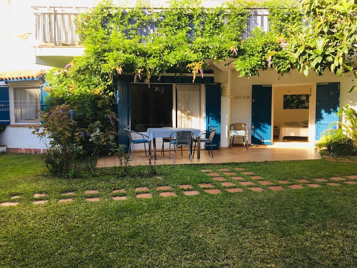 Apartament Amb  Jardí A 50 Metres De La Platja. - Costa Brava