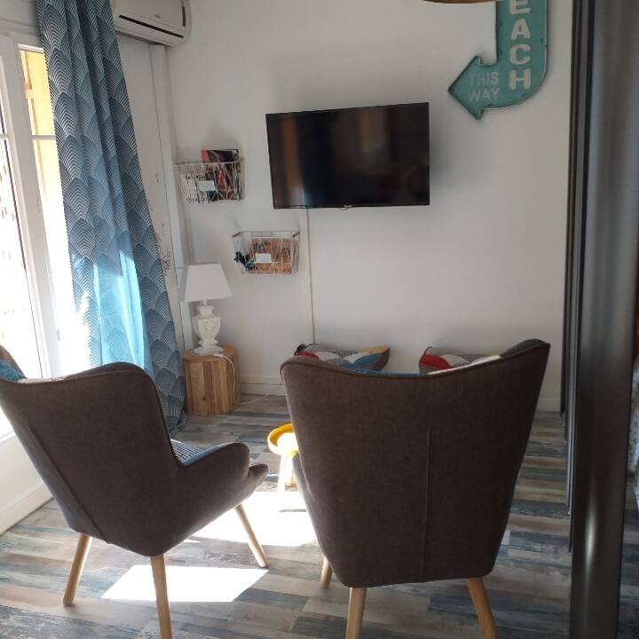 Charmant T1, Coin Chambre, Clim, Parking Sécurisé - Sanary-sur-Mer