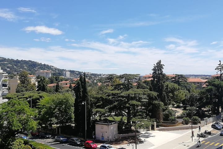 Cannes  Bel Appartement Très Lumineux  Bien Situé - Le Cannet