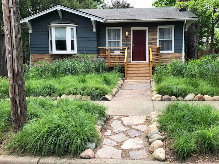 Newly Renovated Northside Ann Arbor Apartment - Ann Arbor, MI