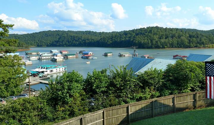 Cabin and House Vacation Rentals in Norris Lake | Airbnb