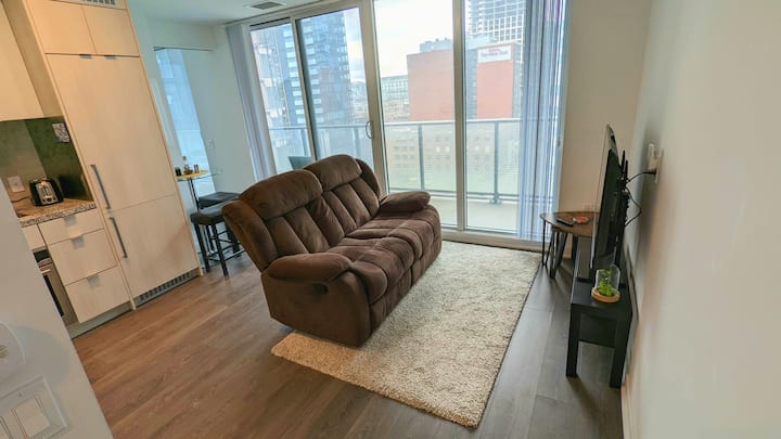 Cozy 1 Bed Condo In The Heart Of Downtown Toronto - Toronto