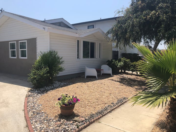 Guest Suite In Lovely & Quaint Beach Town -30d Min - Cypress, CA