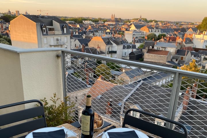 Appartement Tours Centre, Calme, Balcon Avec Vue - Tours