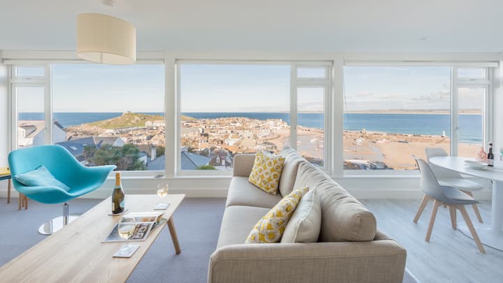 Sea Spirit With Best Views Panoramic Of St Ives Ever! Within Walking Distance Of Heart Of St Ives And Beaches. Allocated Parking. Free Wifi. - St Ives