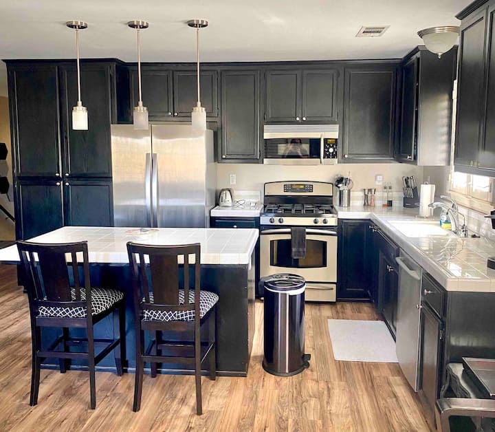 Modern Townhouse Near Downtown And Wineries - Templeton, CA