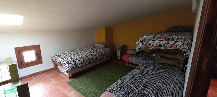 Donpepo Guesthouse. Habitacion Privada. Techos - Albarracín