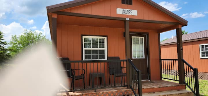 Agape #3-modern Cabins In Watertown - Watertown, SD