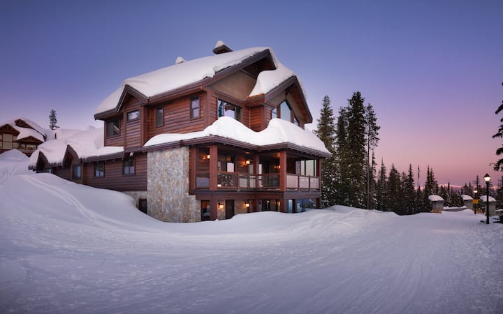 White Caviar- The Ultimate Big White Chalet - Big White Ski Resort, BC