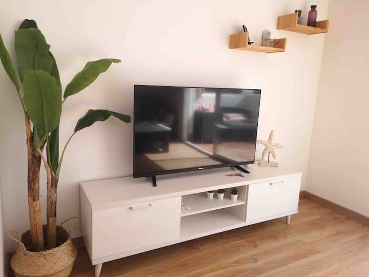 Apartamento A 100 Metros De La Playa. - Santa Pola