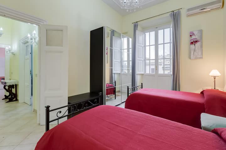 Domus Eugenia All'esquilino - Rome