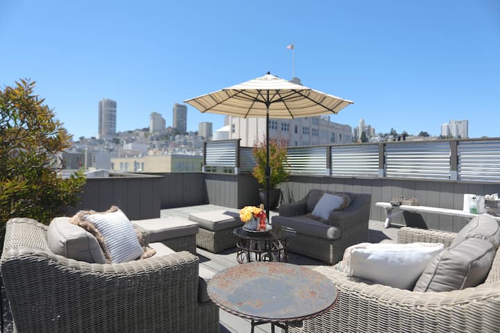 Stunning Home In North Beach - Aquarium of the Bay