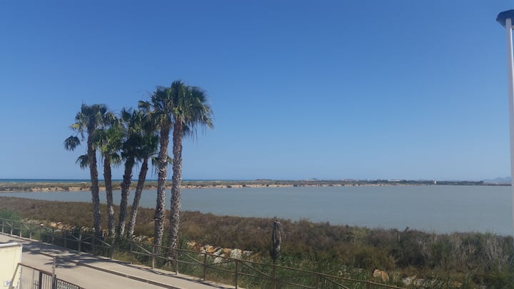 Apartment With Beautiful Open Views + Flamingos - San Pedro del Pinatar