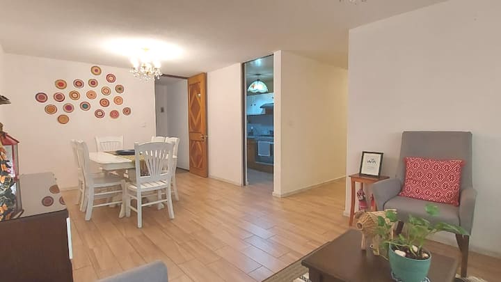Ubicadísimo, De 3rec. Planta Baja Para 6pax - Morelia