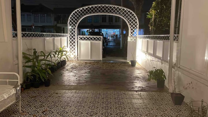 Modern Victorian Homestay - Penang