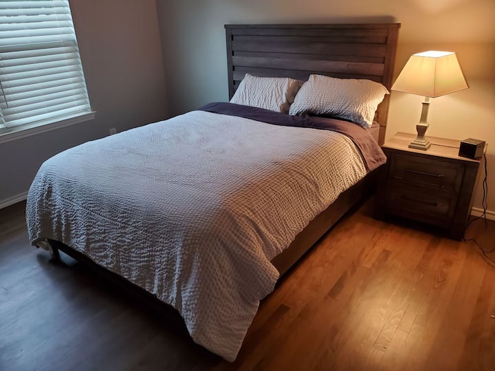 Cozy- Private Bedroom Residential Neighborhood. - San Angelo, TX