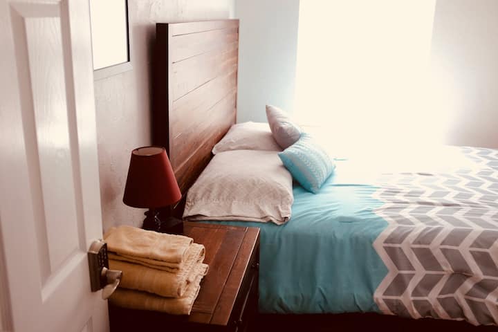 N. Lakeland - Updated - 2 Bedroom House! ☆☆☆☆☆ - Lakeland, FL