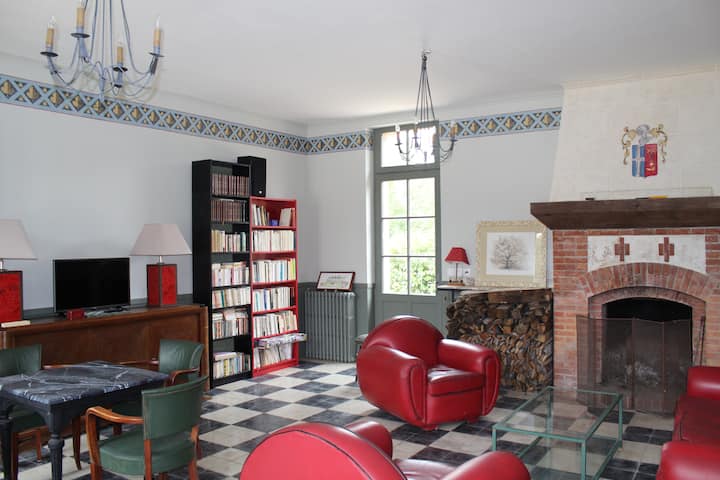 Grande Et Belle Suite Au Château En Sologne - Salbris