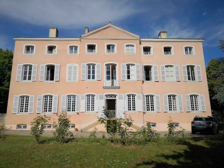 Château - Piscine - 16p - Beaujolais (40’ De Lyon) - Beaujolais