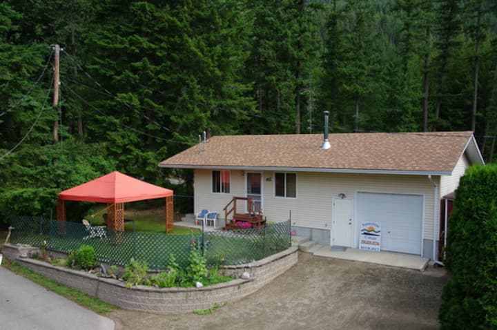 Sunnybrae Cottage & Retreat Centre - Sicamous
