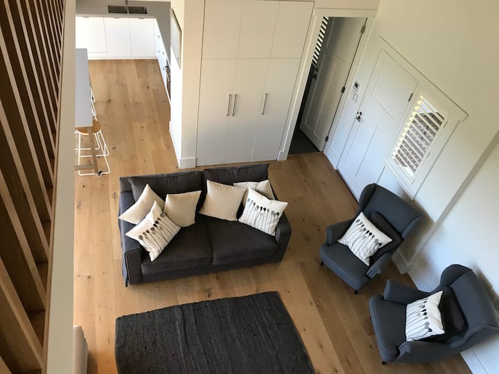 Adorable Adelaide Leafy City Fringe Cottage - Adelaide SA, Australia