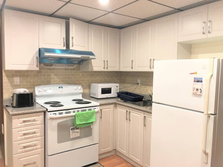 Toronto Cozy Basement - Toronto