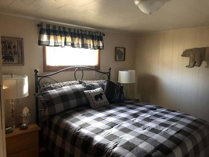Lake Tomahawk Lodge - Minocqua, WI