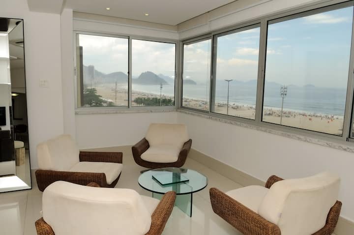 Beautiful 3-bedroom Apartment With Sea View - Copacabana