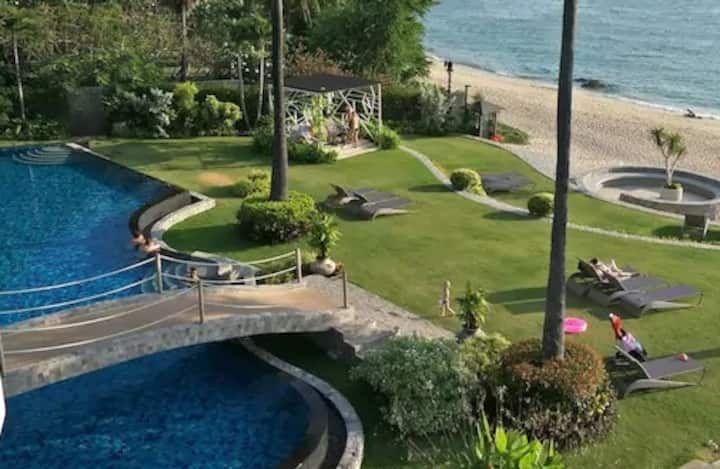 R3 The Palm Pattaya  Private Beach Front Plam - Pattaya