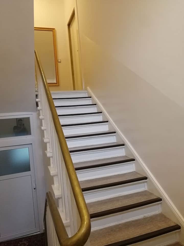 Schöner Berliner Altbau Mitten In Berlin (120 Qm) - Berlin