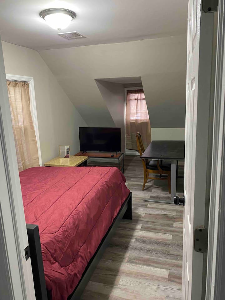 1br Apt W/parking- 30 Min From Nyc - New Jersey