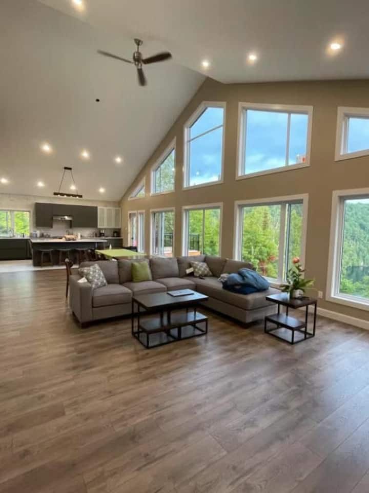 Grand View Villa - Val-des-Monts