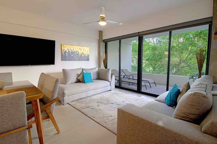 Modern 2br Condo, Resort Amenities, 5 Min To Beach - Nuevo Vallarta