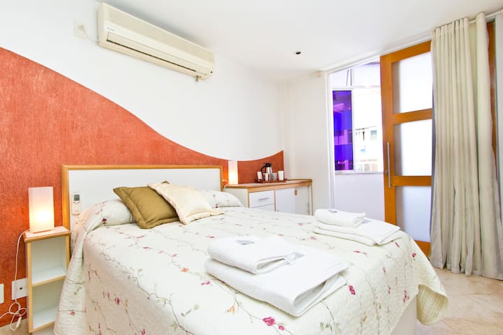 Bedroom And Sea View  Surrounded With Everything - Rio de Janeiro
