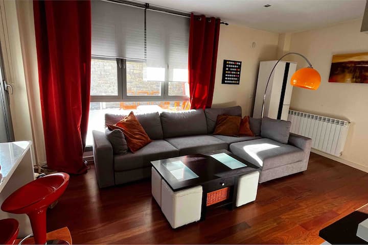 Margas Golf - Casa Majariegos - Bajo Con Terraza - Sabiñánigo