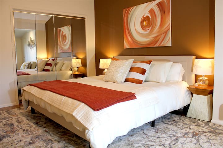 Luxurious King Suite Next To Trails | Scenic Patio - Sedona, AZ