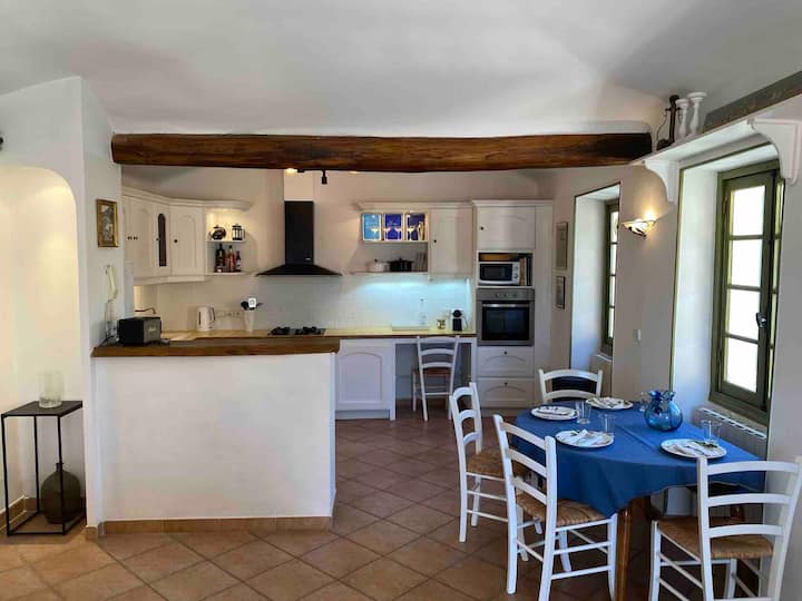 Large 2 Bedroom Apartment In Old Town +Sun Terrace - Villefranche-sur-Mer