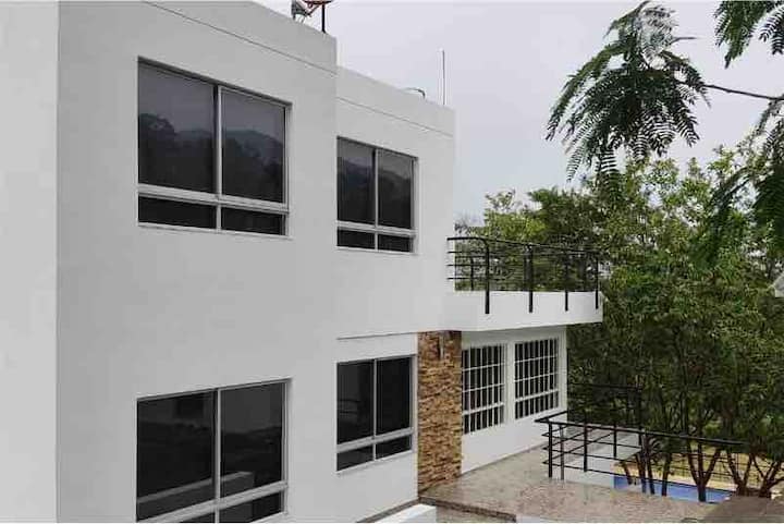 Quinta Campestre La Vida Es Bella - Sasaima