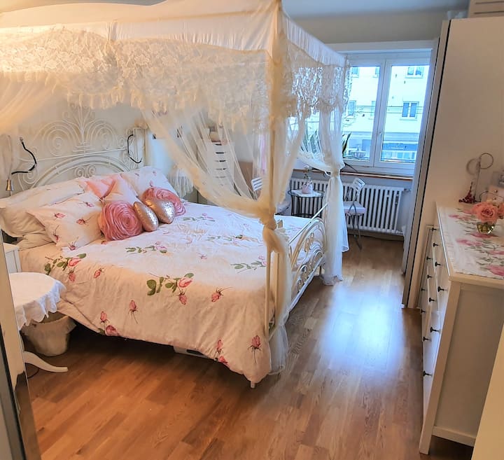 Apto. Seefeld Zurich, Near Lake, With Canopy Bed - Zürich