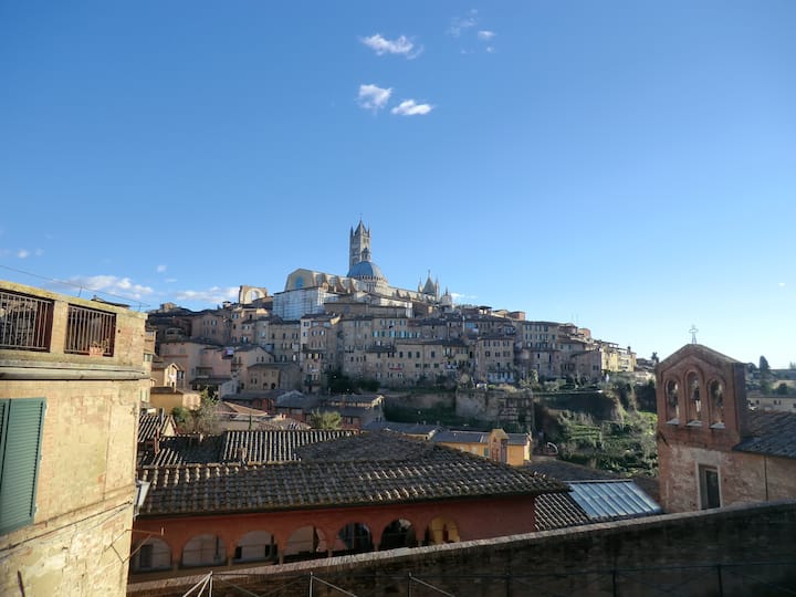 Centralissimo Appartamento Vista Duomo - Siena